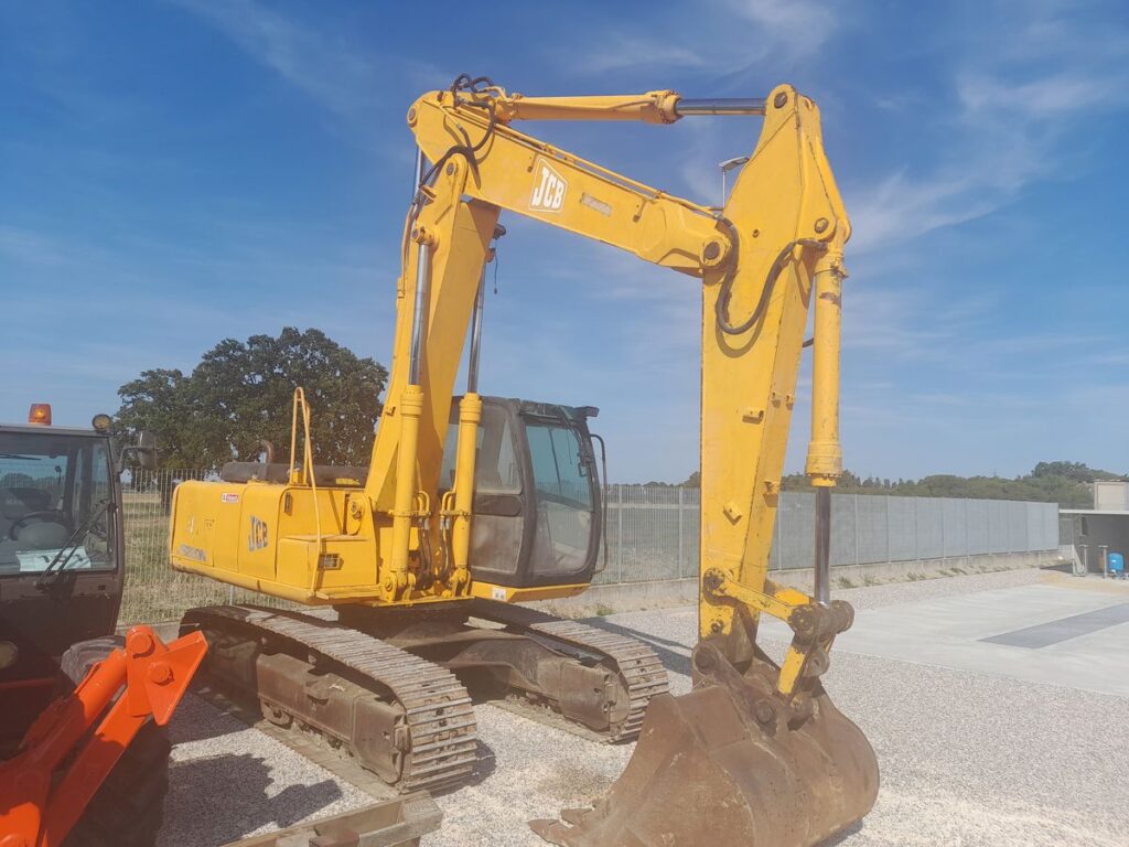 JCB JS 220 N Hydraulic Excavator | Piolanti